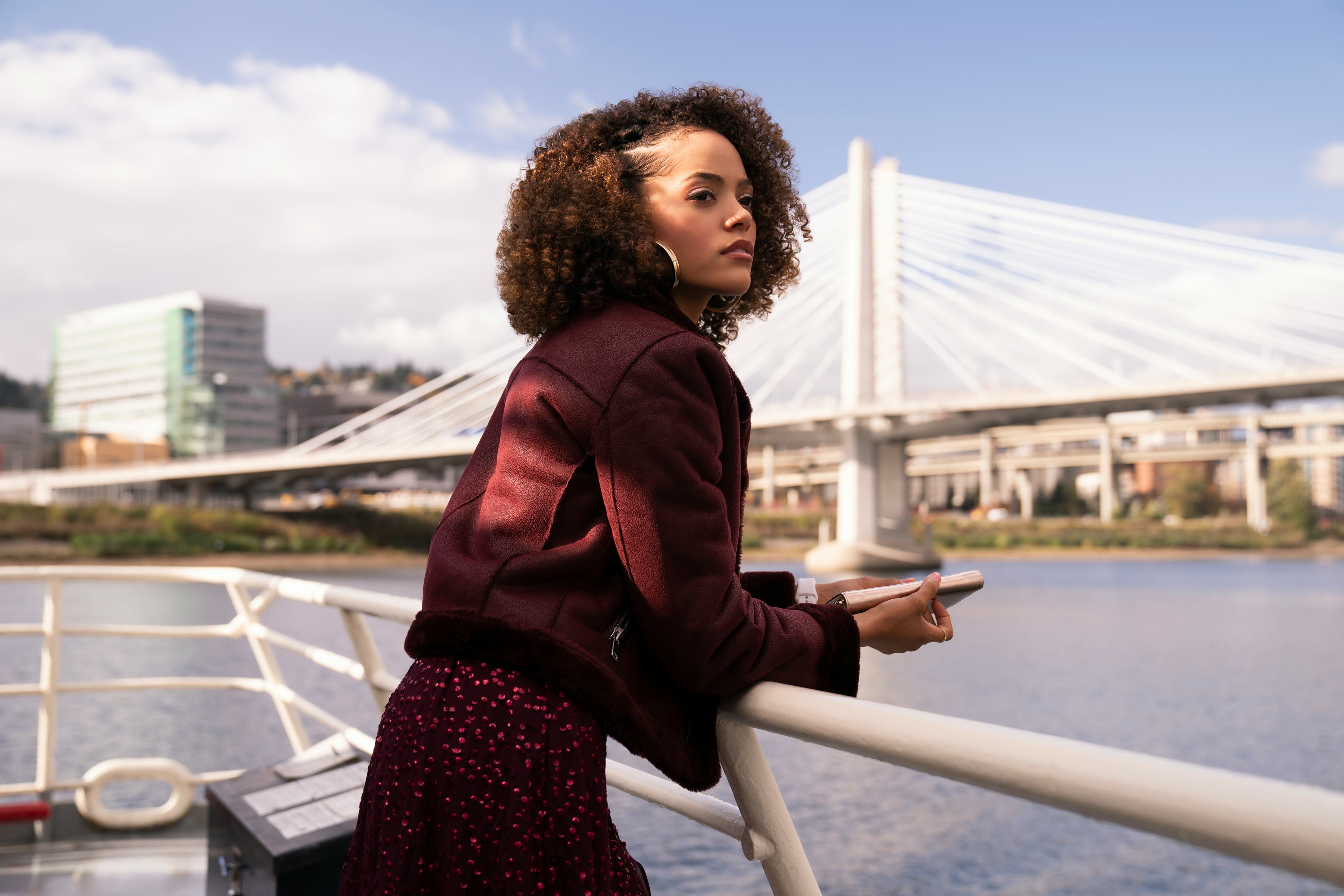 Who Plays Tabitha On 'Trinkets'? Quintessa Swindell Is Fighting For Non ...