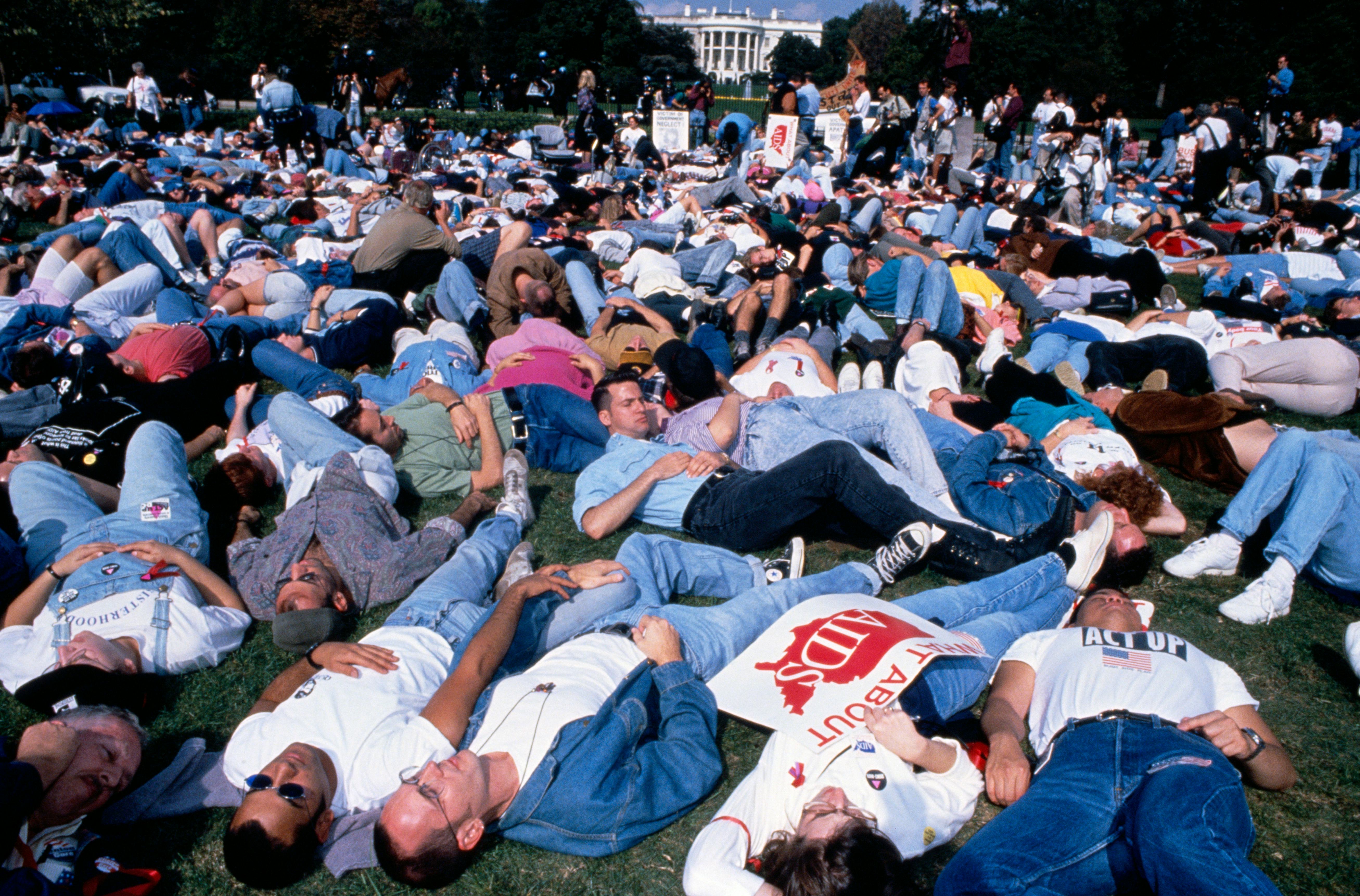 Photos Of Real ACT UP Protests & The 'Pose' Die-In Show Just How ...
