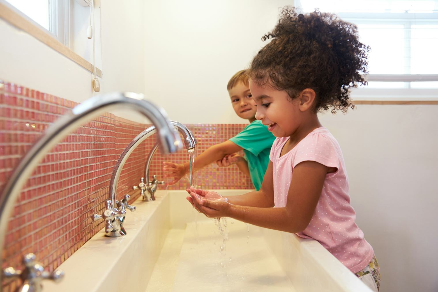 What Age Should Your Child Start School There Are Benefits To Starting what-age-should-your-child-start-school-there-are-benefits-to-starting