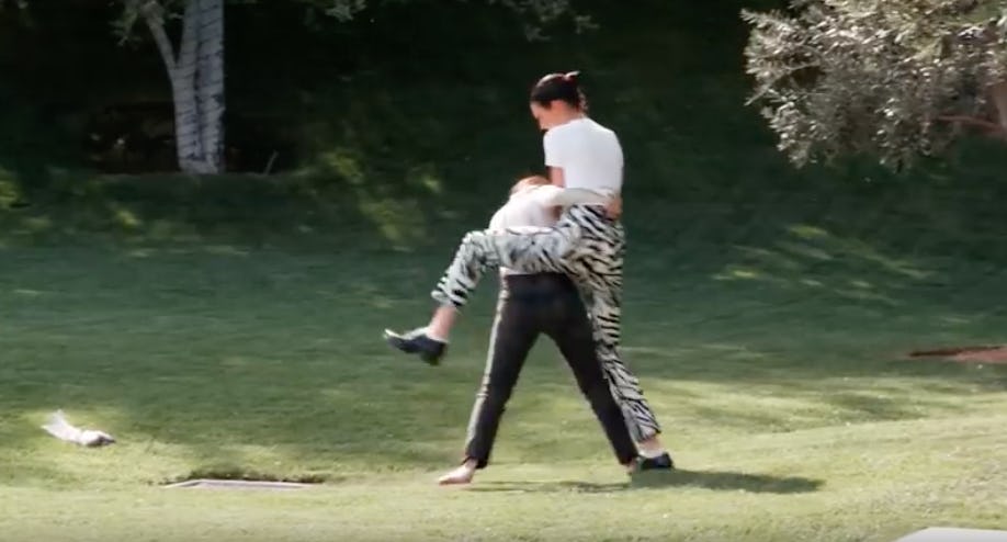 This Video Of Kourtney Kardashian & Kendall Jenner Physically Fighting ...