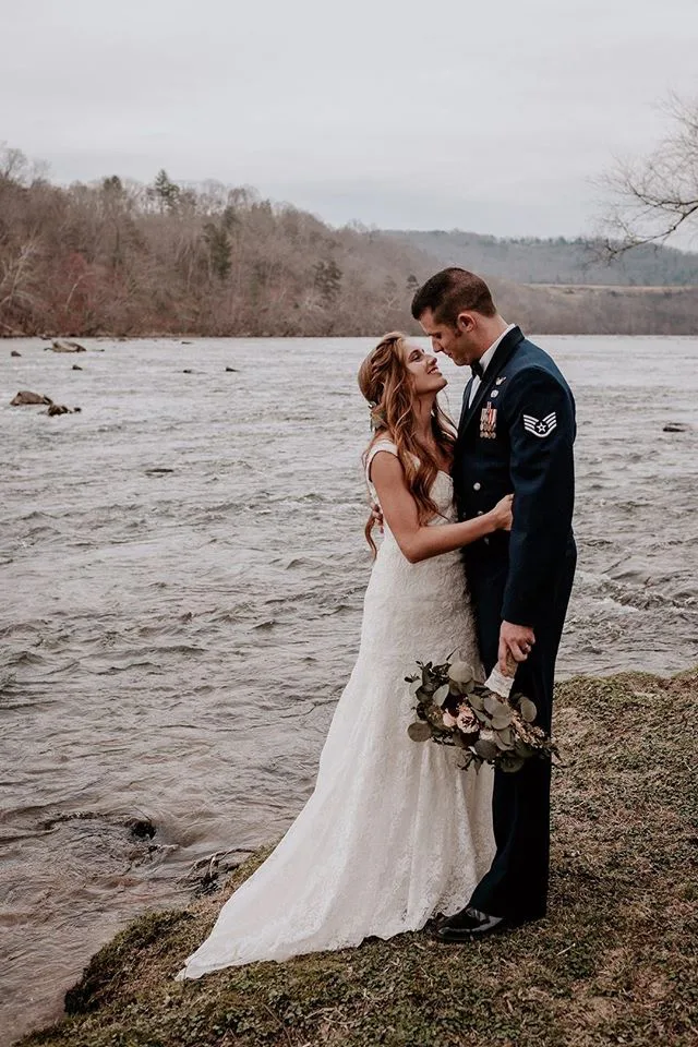 17 Photos Of Military Weddings That Capture How Beautiful Service Can Be