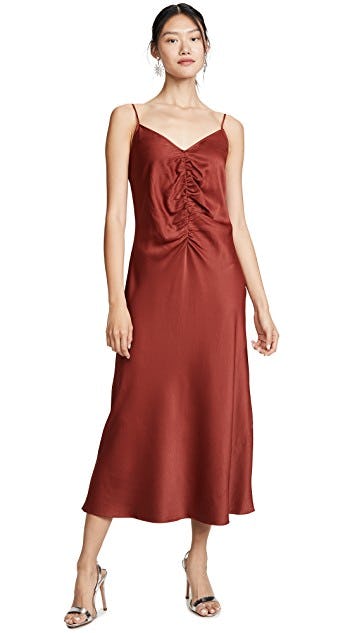 2019's Ruched Dress Trend Is The Romantic Answer To Summer Style