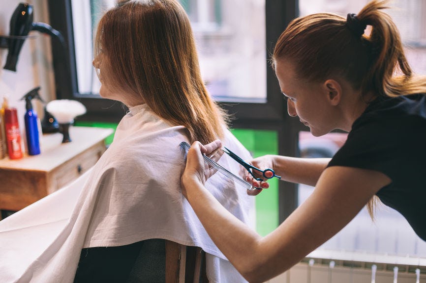 Here's How To Tell When You Need A Haircut ASAP, According To Hairstylists