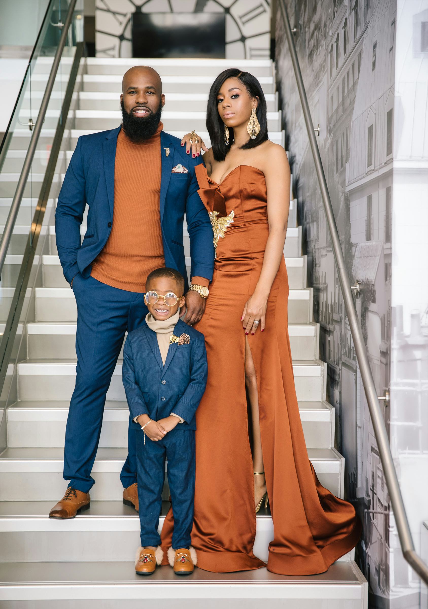 21 Engagement Photos With Kids, That Prove More Is More