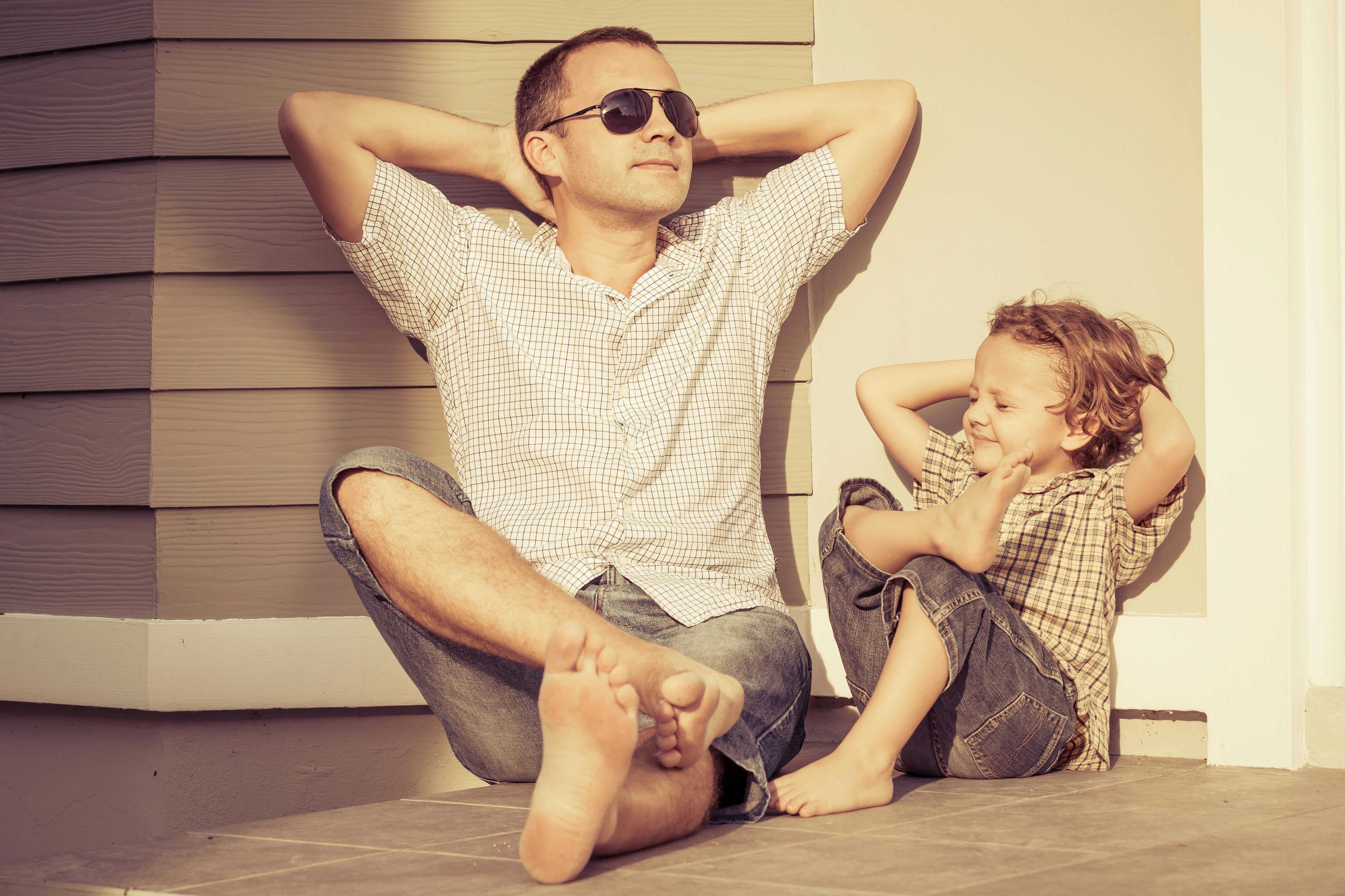 8 Signs You Have A Low-Key Do-Nothing Parenting Partner