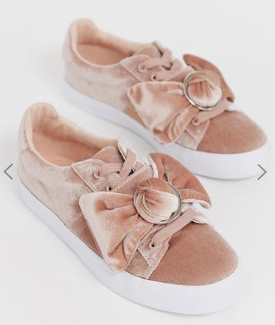 20 Cute Slip-On Sneakers For Moms To Rock At School Drop-Off