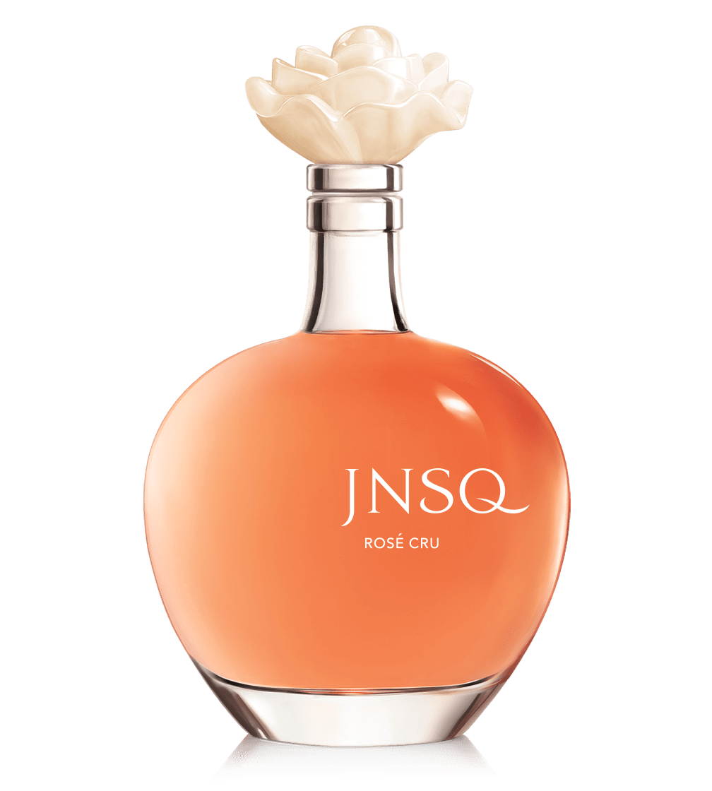 8 Pretty Rose Bottles For An Instagram-Worthy National Rose Day Celebration