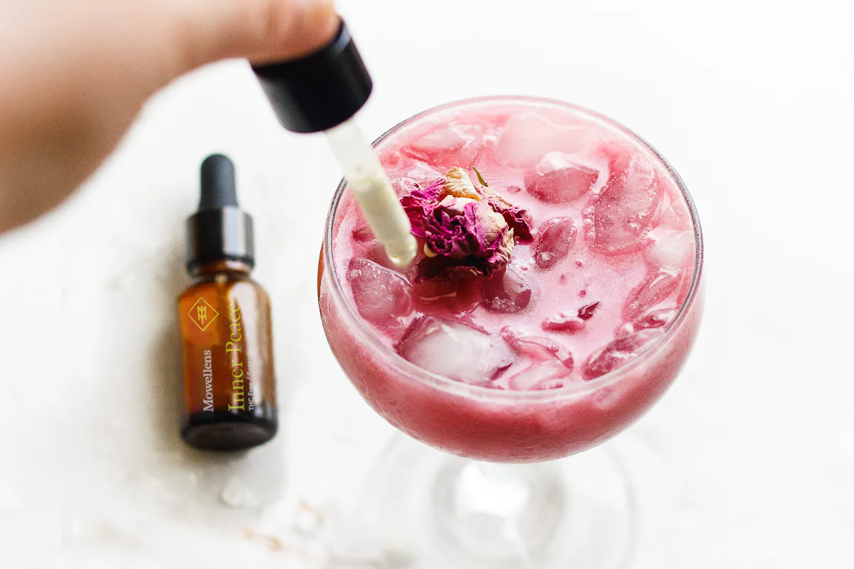 Are CBD Cocktails A Solution To Booze-Free, Chill Summer Drinks?