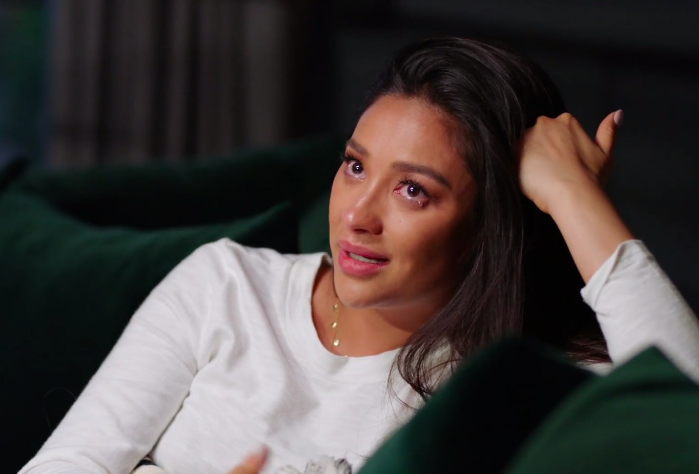Shay Mitchell's Video About Suffering A Miscarriage Is An Honest Take ...