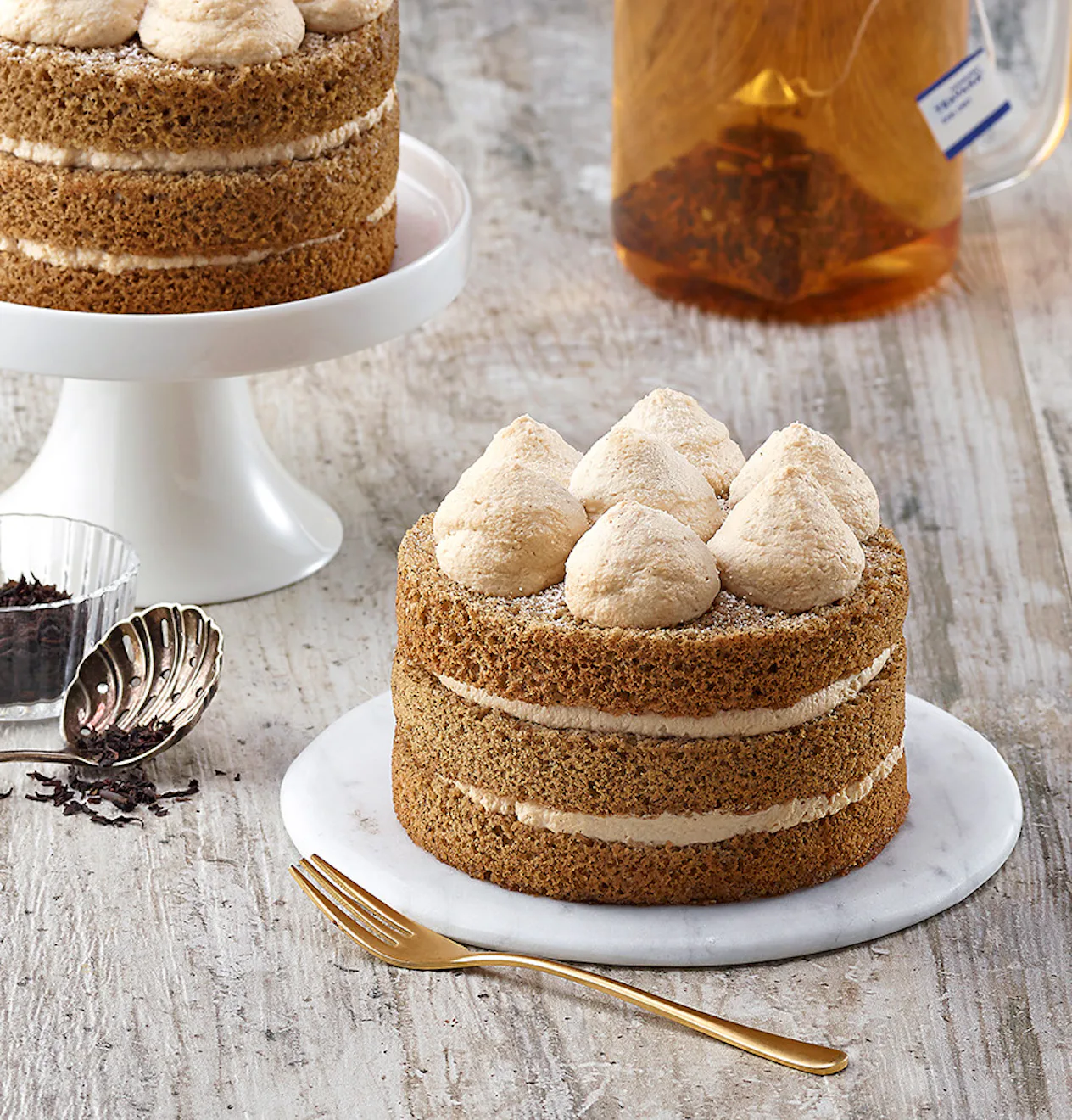 14 Starbucks Cakes You Can Get All Over The World
