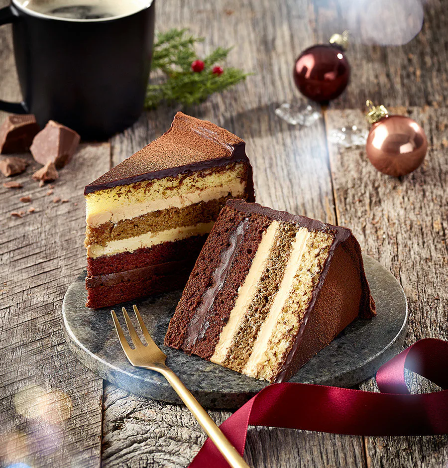 14 Starbucks Cakes You Can Get All Over The World