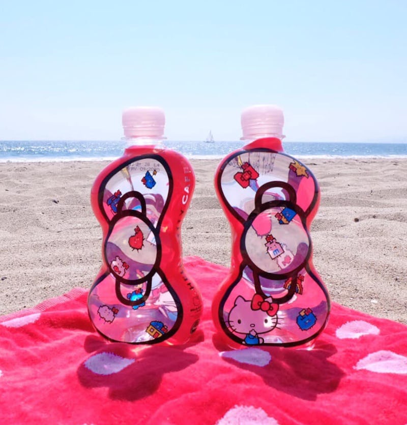 This Bow-Shaped Hello Kitty Water Bottle Is A Summer Must-Have