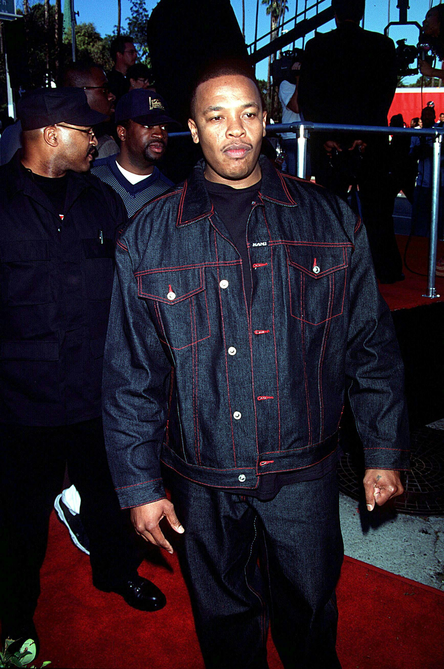 11 Stylish '90s Men Whose Iconic Looks You Should Steal For 2019