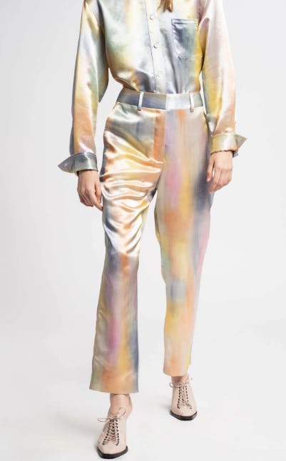 This Viral Street Style Outfit Is 2019's Must-Try Look