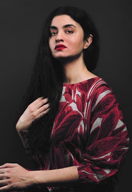 How I Found Acceptance As A Queer Muslim From My Faith, My Family, & Myself