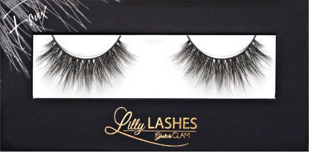 8 Super Bold False Lashes That’ll Get You On The Dramatic Lash Train