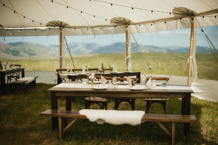 10 Photos Of Simple & Beautiful Weddings That Will Move You To Tears