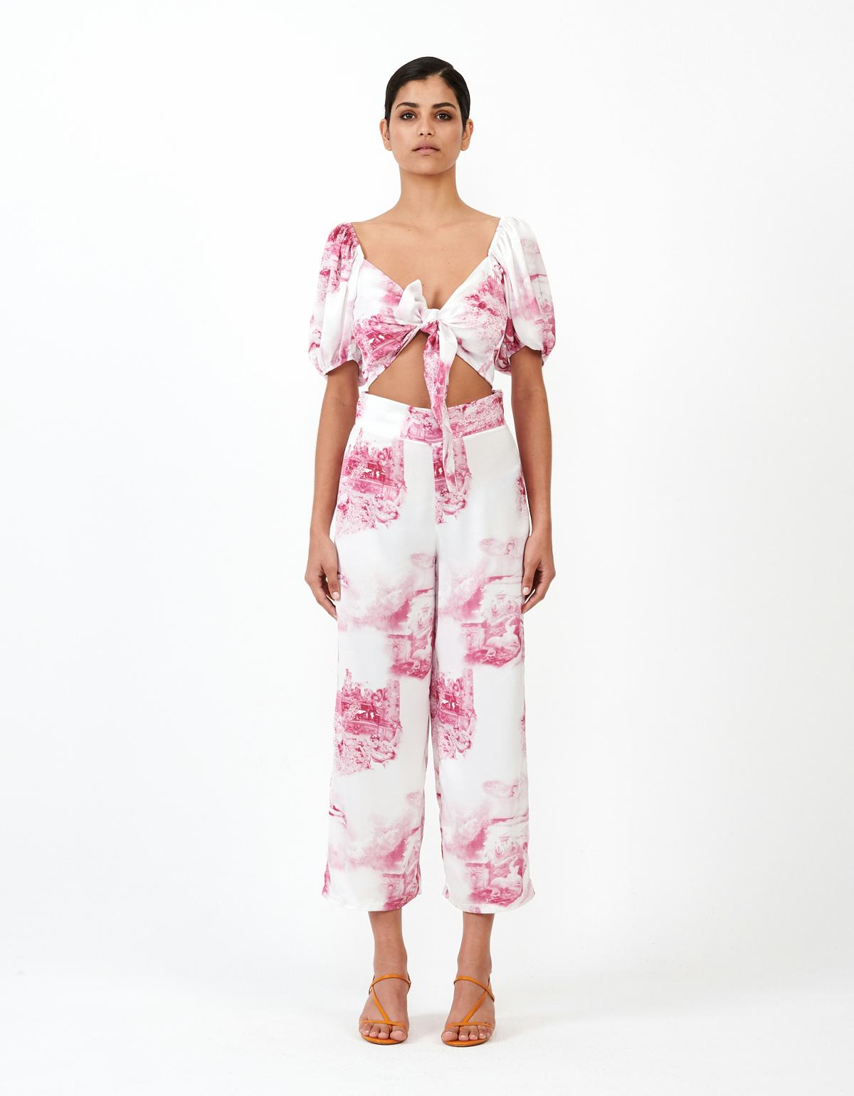 How To Wear Summer's Crop Top Trend Even If You Aren't Going Out At Night