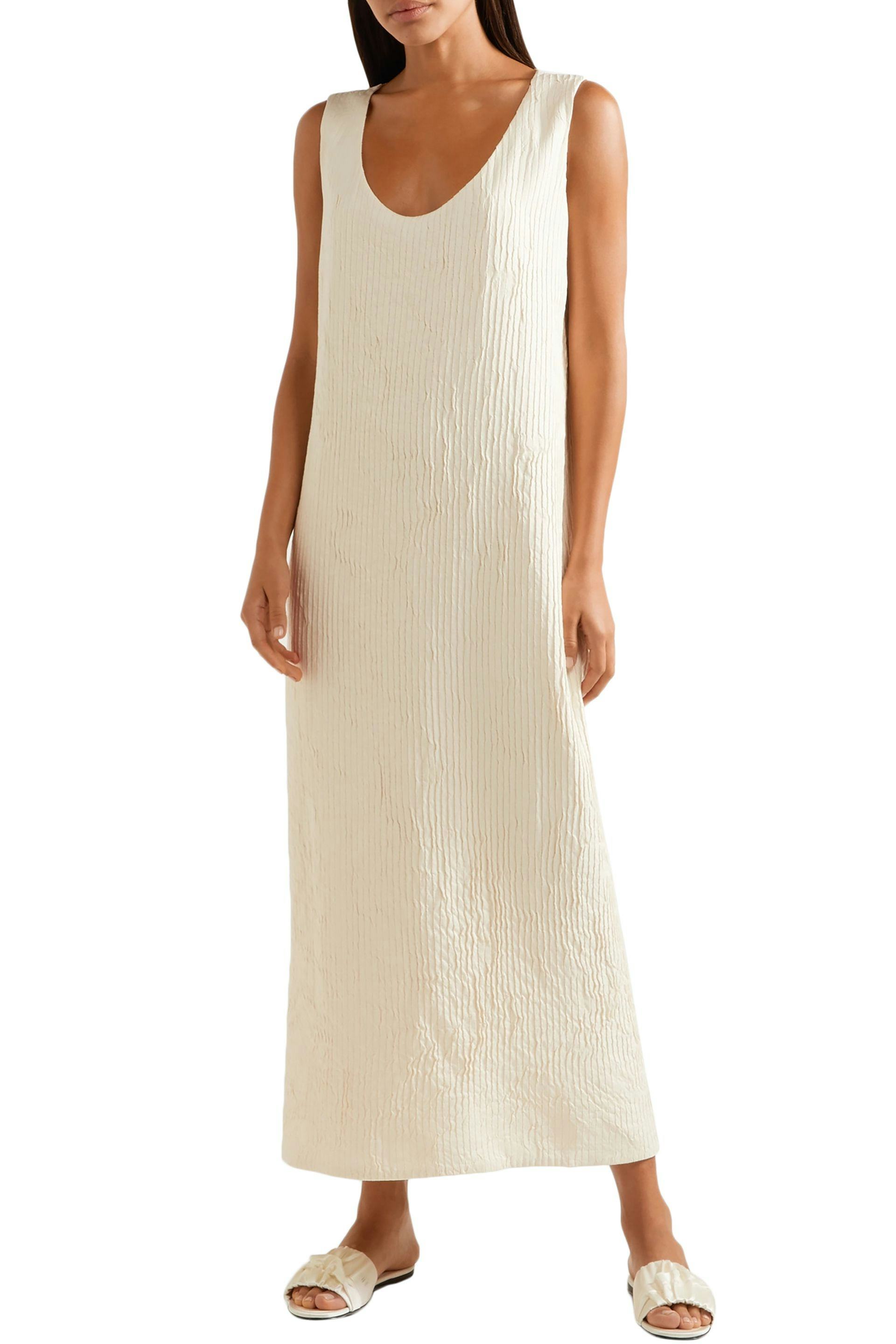 The Outnet’s Summer 2019 Sale Means Up To 80 Percent Off The Row, Chloe ...