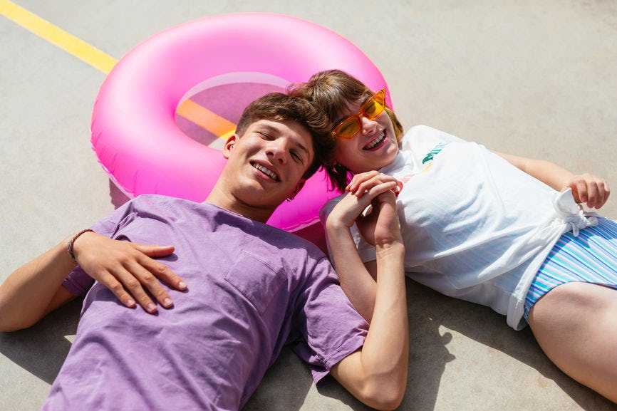 4 Personality Types That Are The Luckiest In Love, According To Myers ...