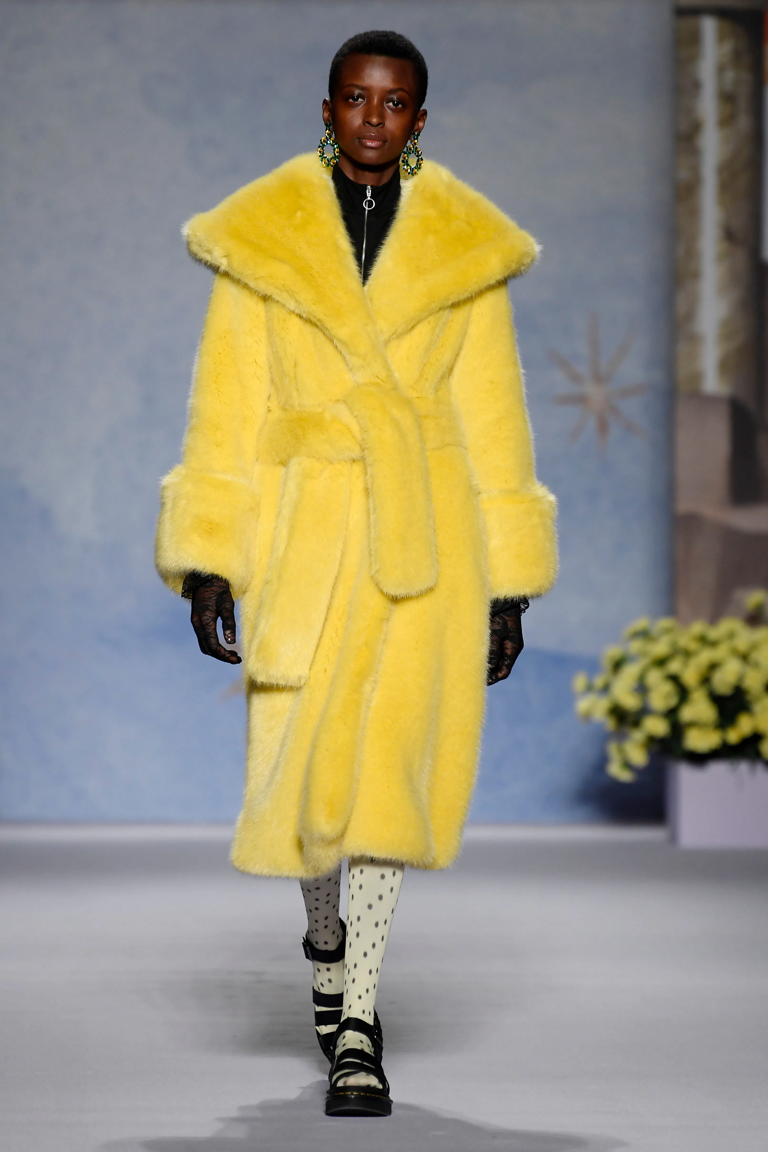 These Fall 2019 Coat Trends Will Make You Want To Spend Your Entire ...