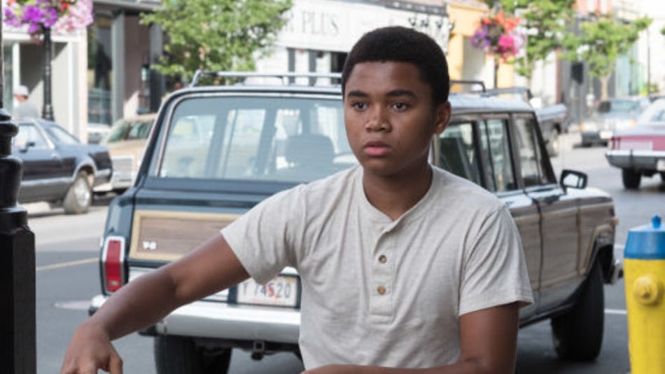 Photos Of The ‘It’ Adult Cast Vs. The Kids Will Get You So Pumped For ...