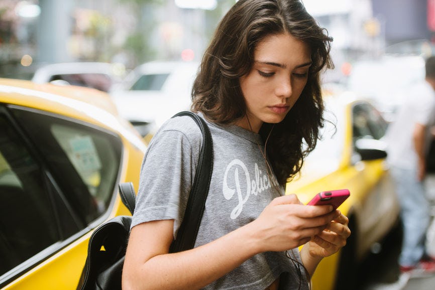 Is Fighting Over Text Healthy? Here’s What Experts Have To Say