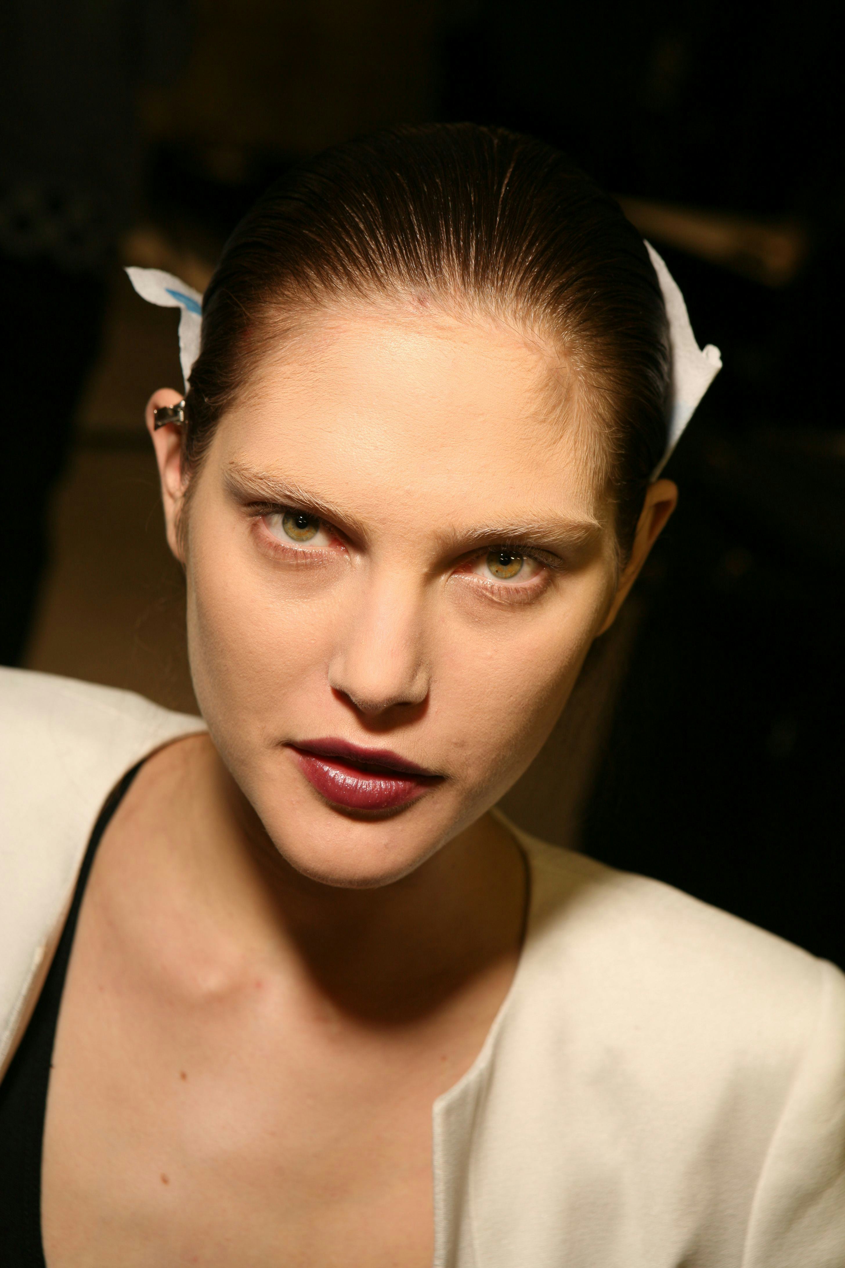 Beauty Trends During Fashion Week In 2009 Proves Everything Is Cyclical ...