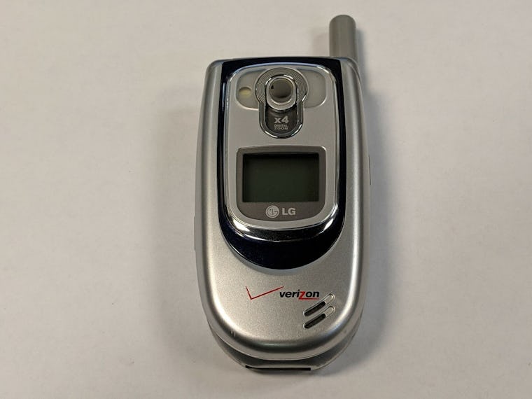 7 Cell Phones From The Early 2000s Everyone Loved, Because You Never ...