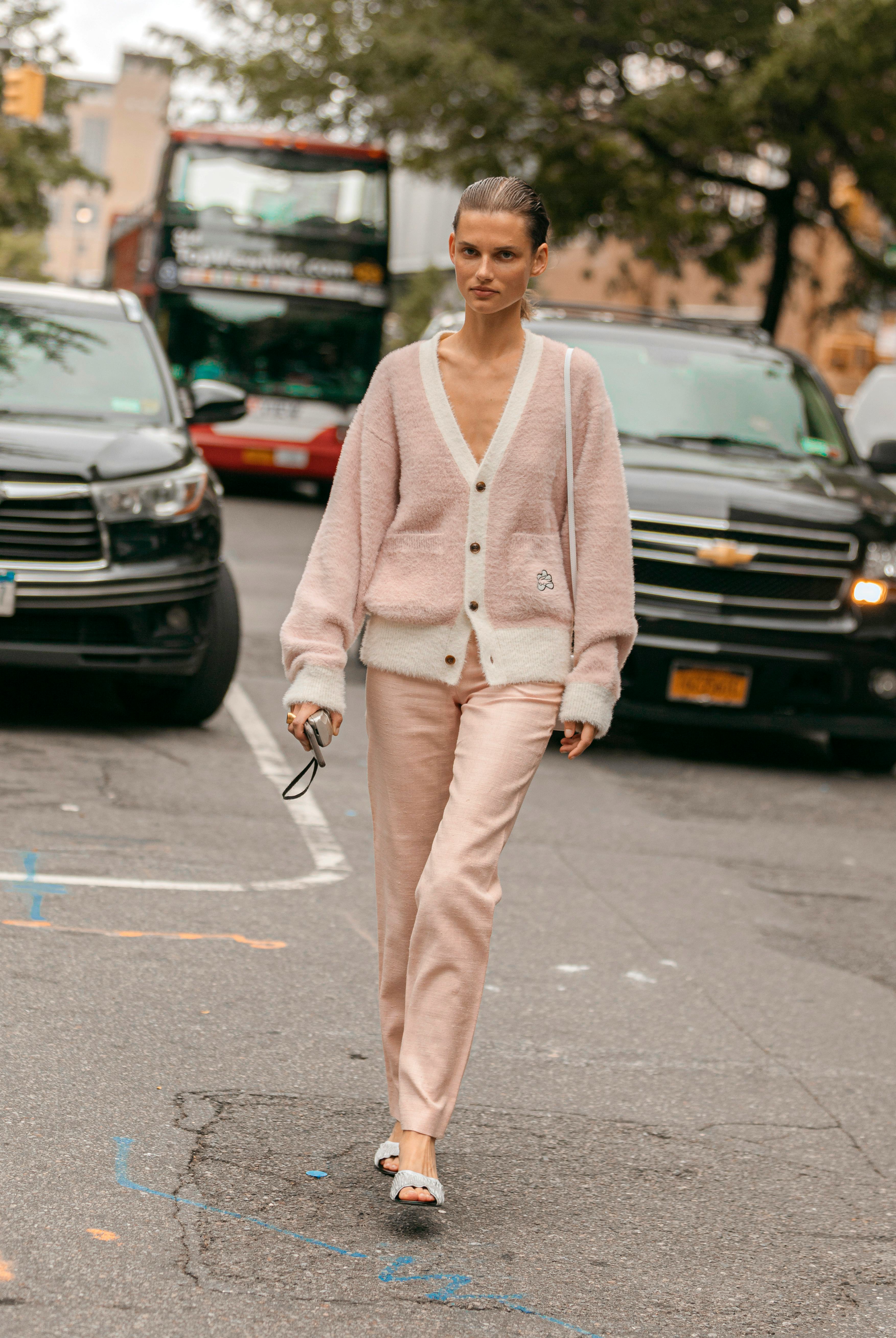 New York Fashion Week's Best Street Style Moments Include A Lot Of ...