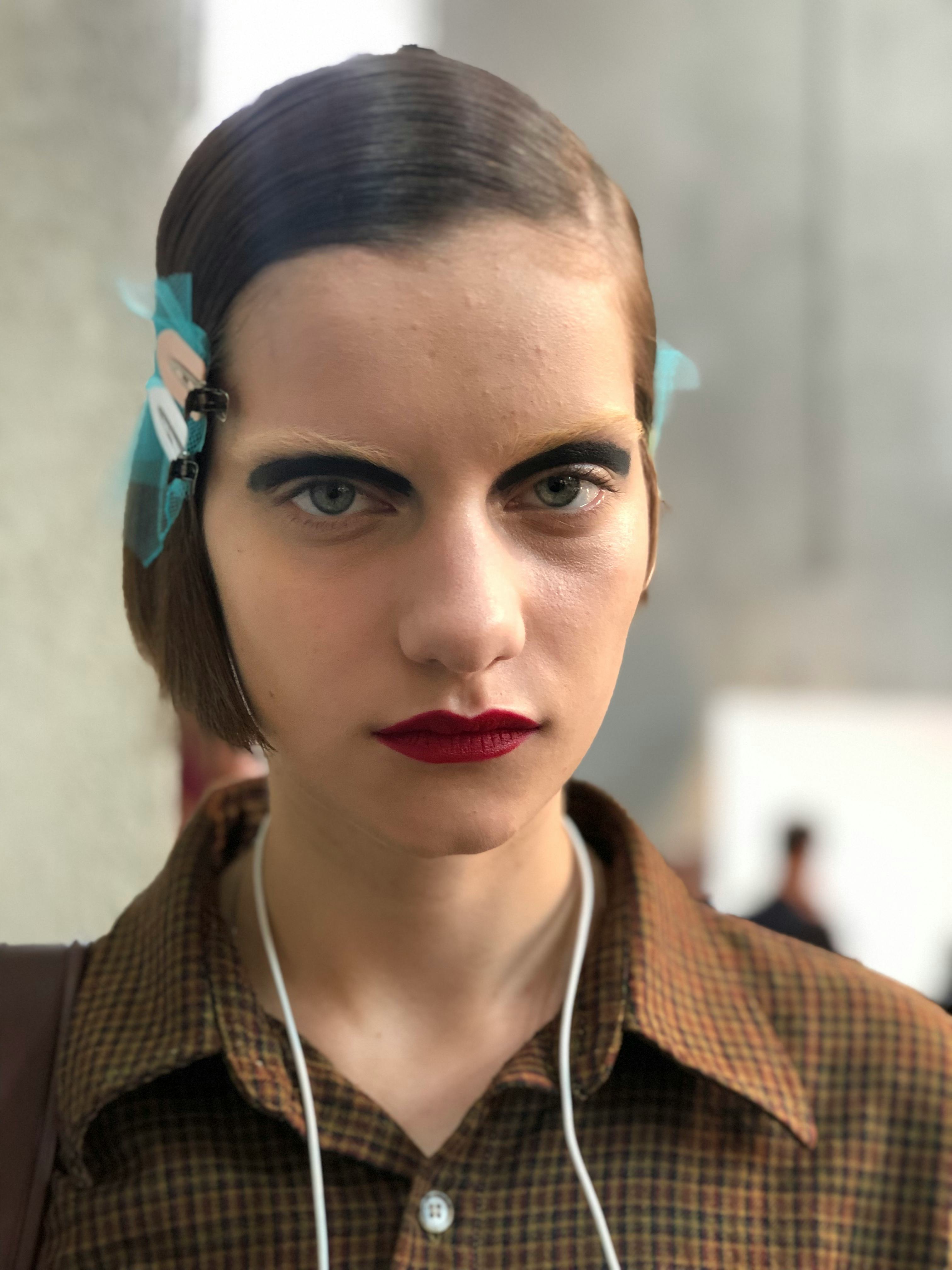 Prada’s Spring/Summer 2020 Hair & Makeup Was Part Grungy, Part Preppy ...