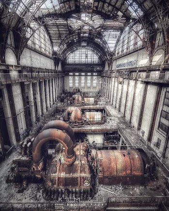Kim Zier's Haunting, Abandoned Spaces
