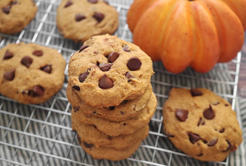 This Pumpkin Spice Chocolate Chip Cookie Recipe Will Pair Great With ...