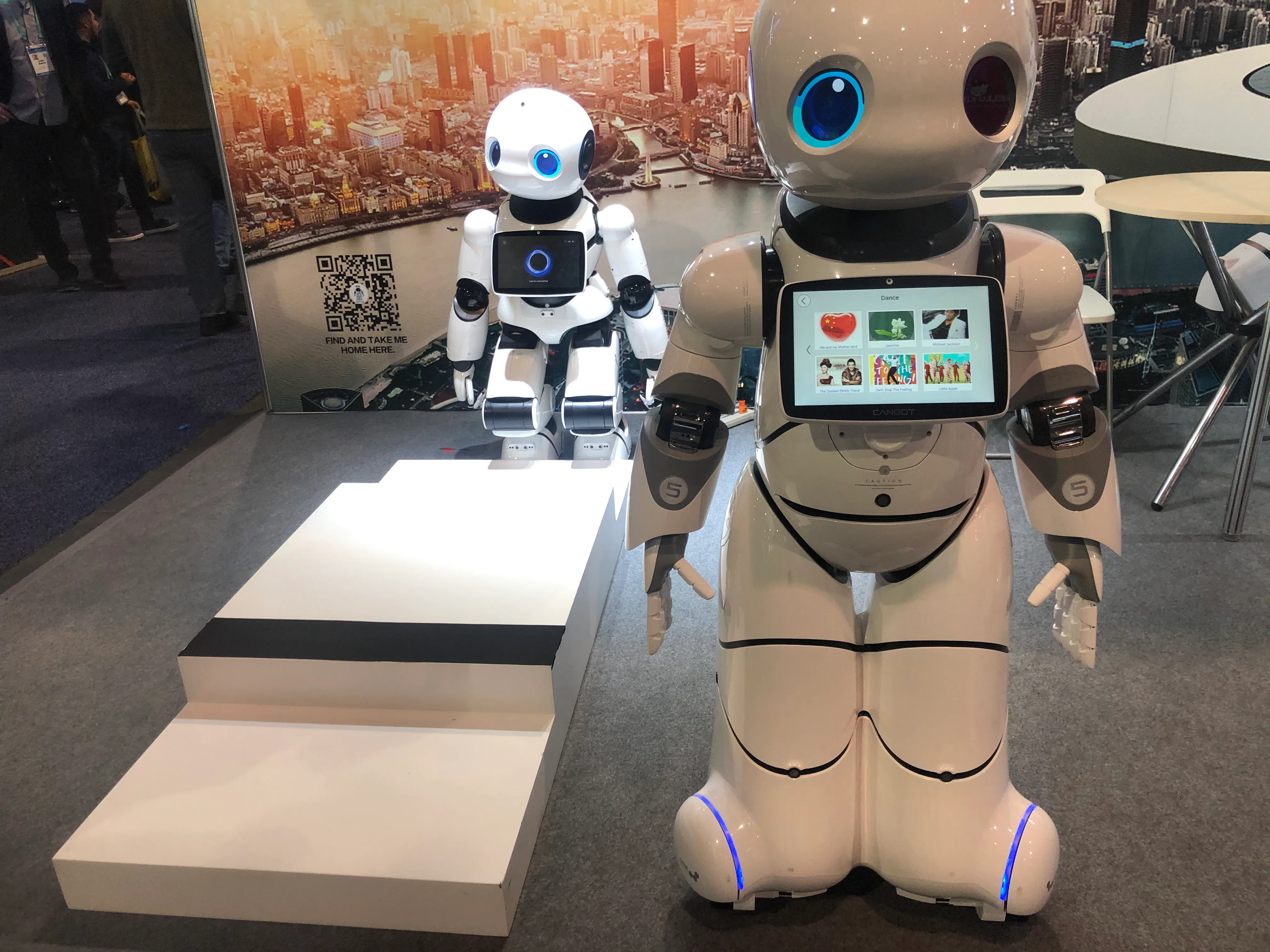 An ode to the cute (and creepy) CES robots that never were