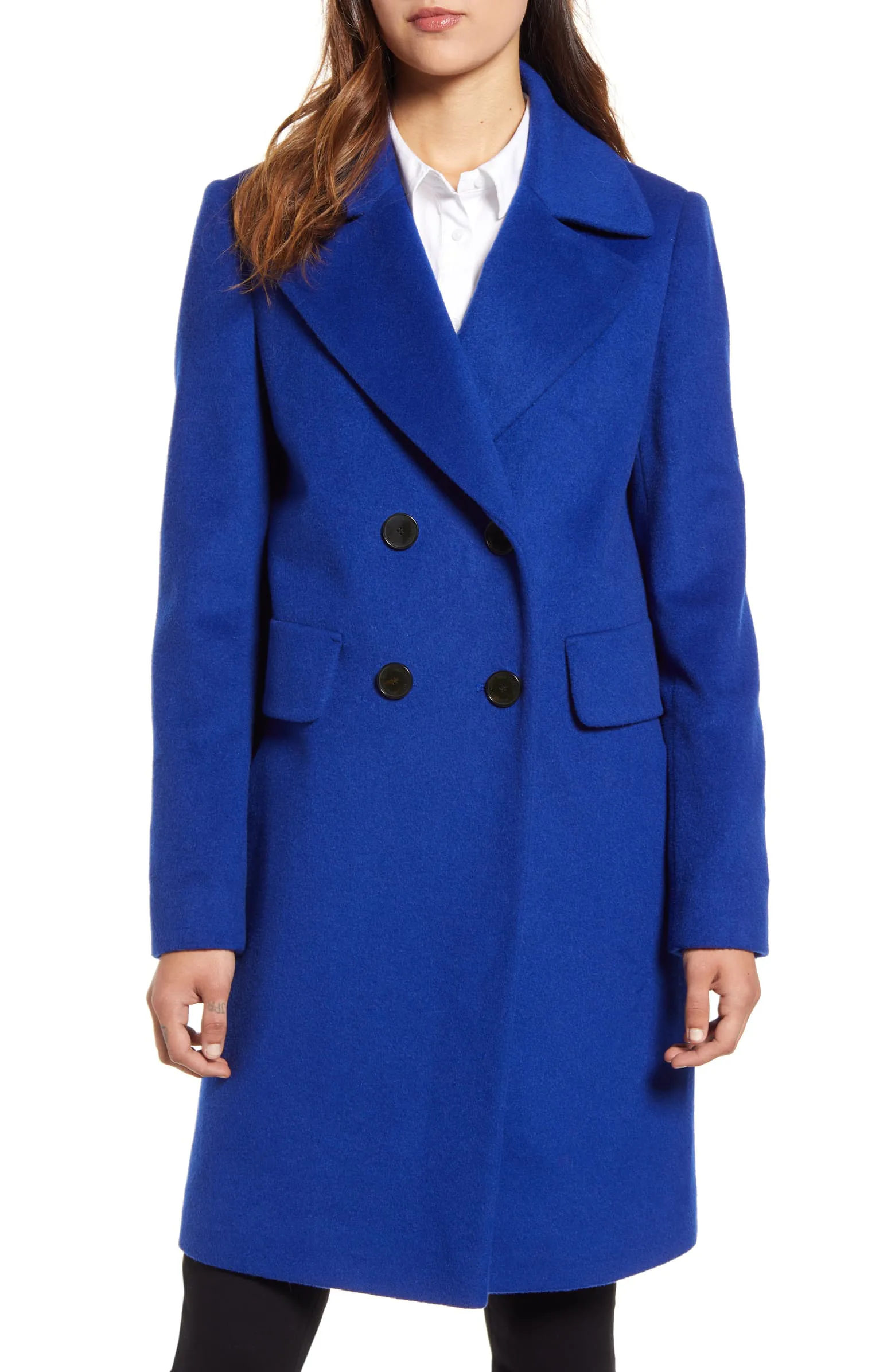 Queen Letizia's Coat Dress Offers A Lesson On Wearing The Pantone Color ...