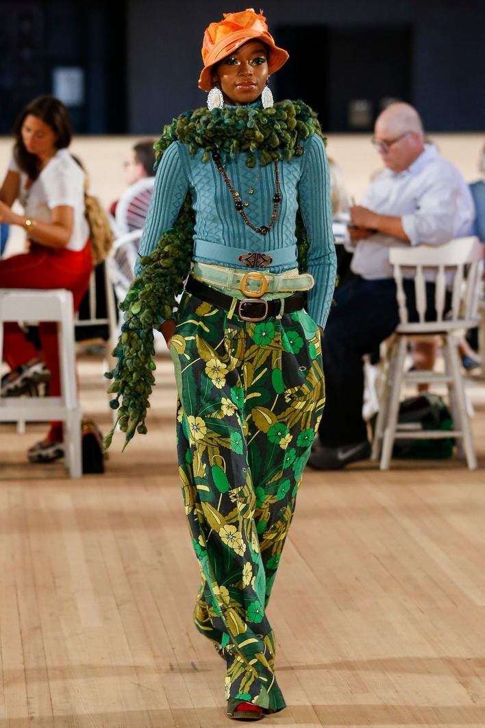 Low-Rise Pants Are Back On Trend In 2020 (Yes, Really)