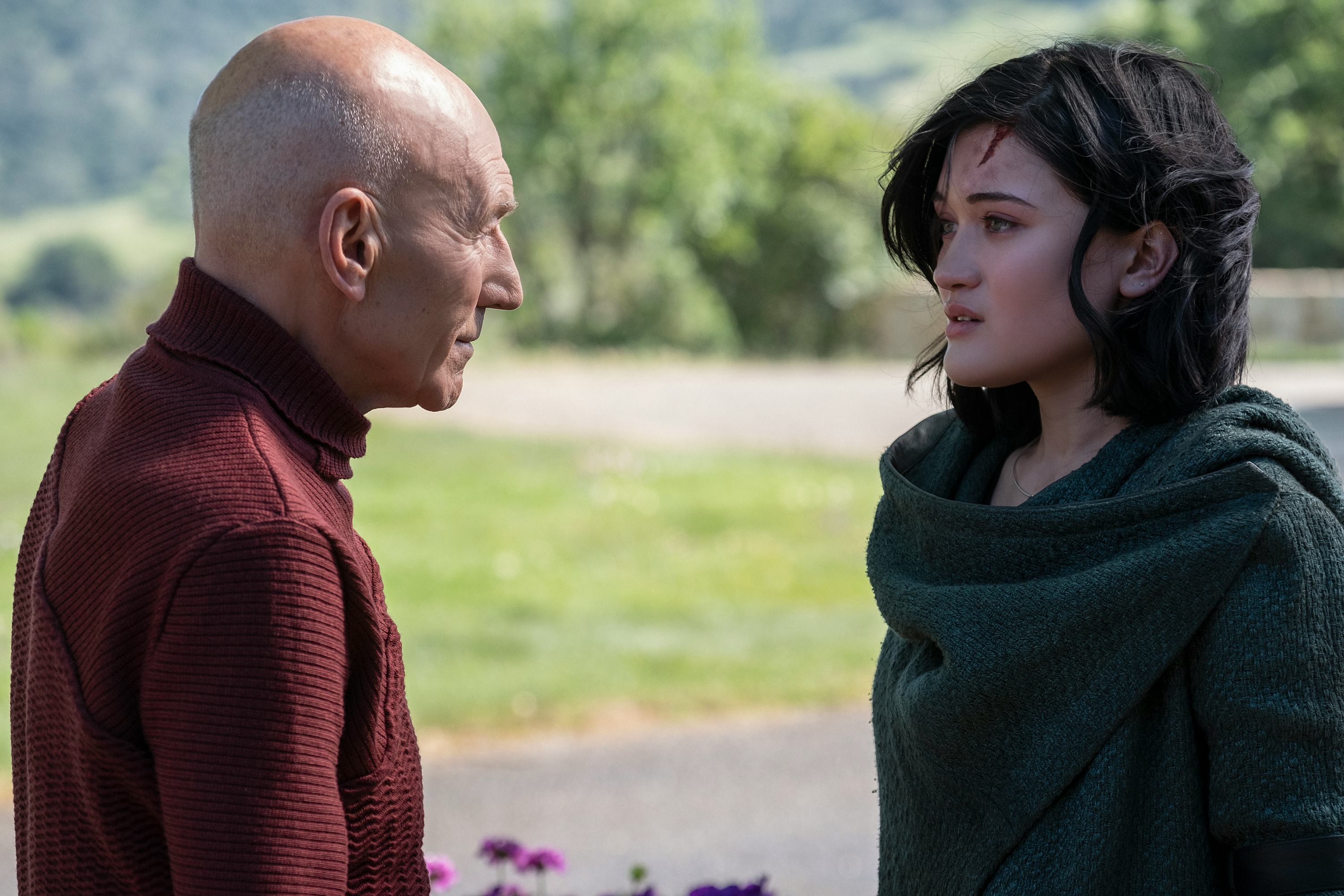 'Picard' exclusive clip reveals the drama behind Isa Briones' Trek debut