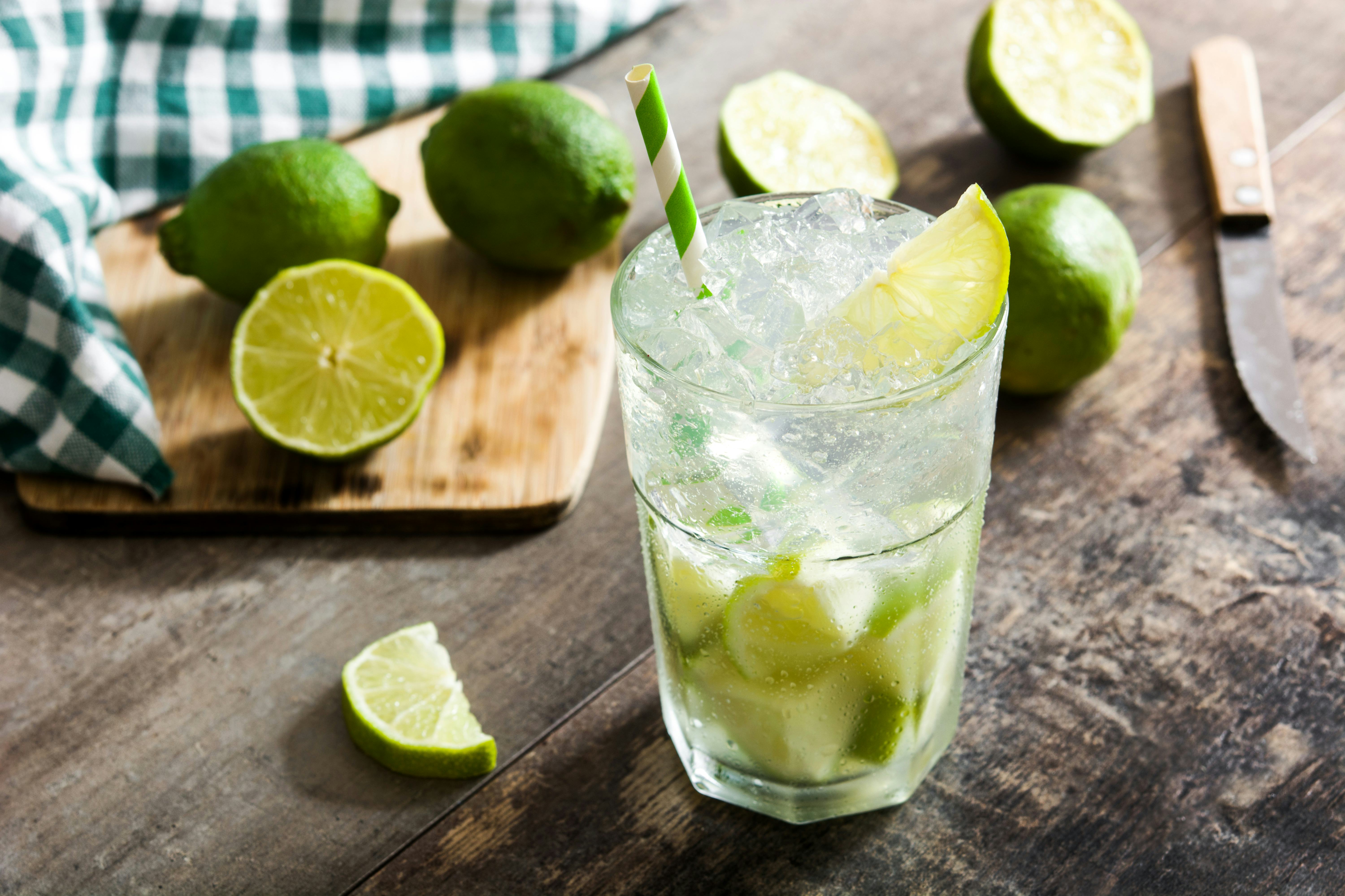 6 Latin Cocktails You Can Totally Make At Home, According To Expert ...
