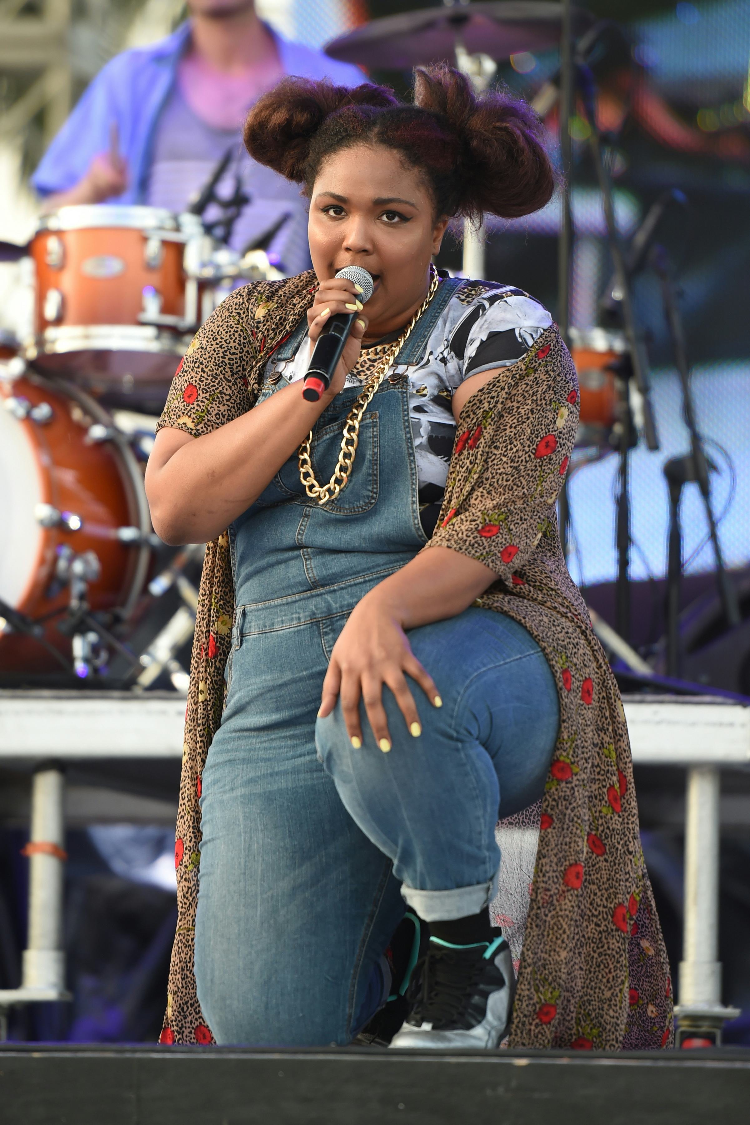 Lizzo’s Best Beauty Moments, From Sculptural Braids to Blinged Out ...
