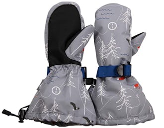 The Best Toddler Mittens That Stay On