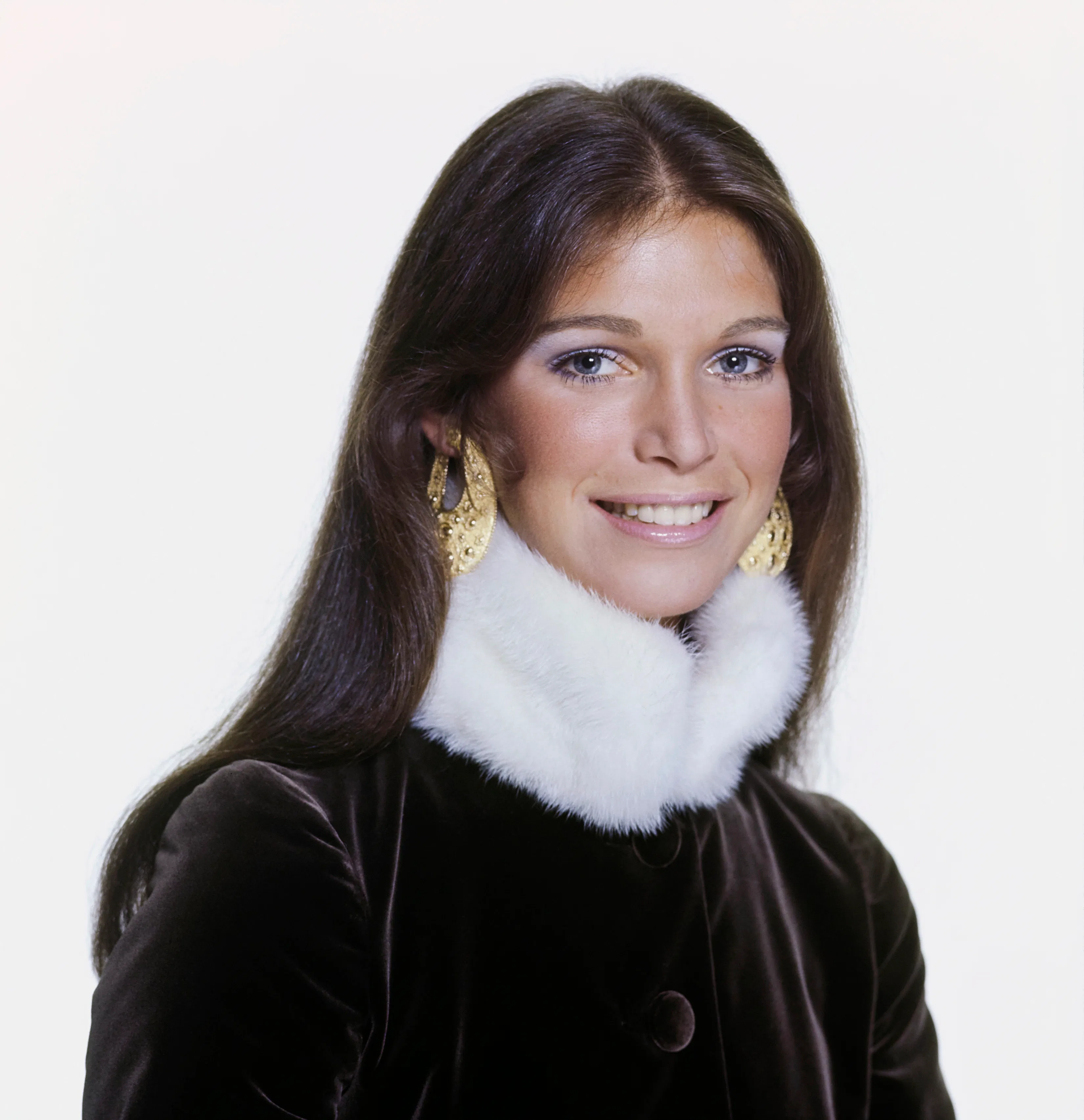 The '70s Jewelry Trends That Are Popular Again Today