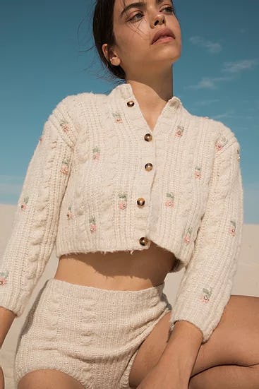 30 Outfits To Wear In November When You Need Inspo For Cold-Weather ...