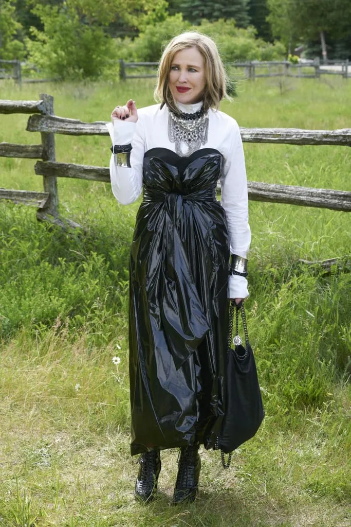 Moira Rose Outfits From 'Schitt's Creek' You'll Want To Copy ASAP