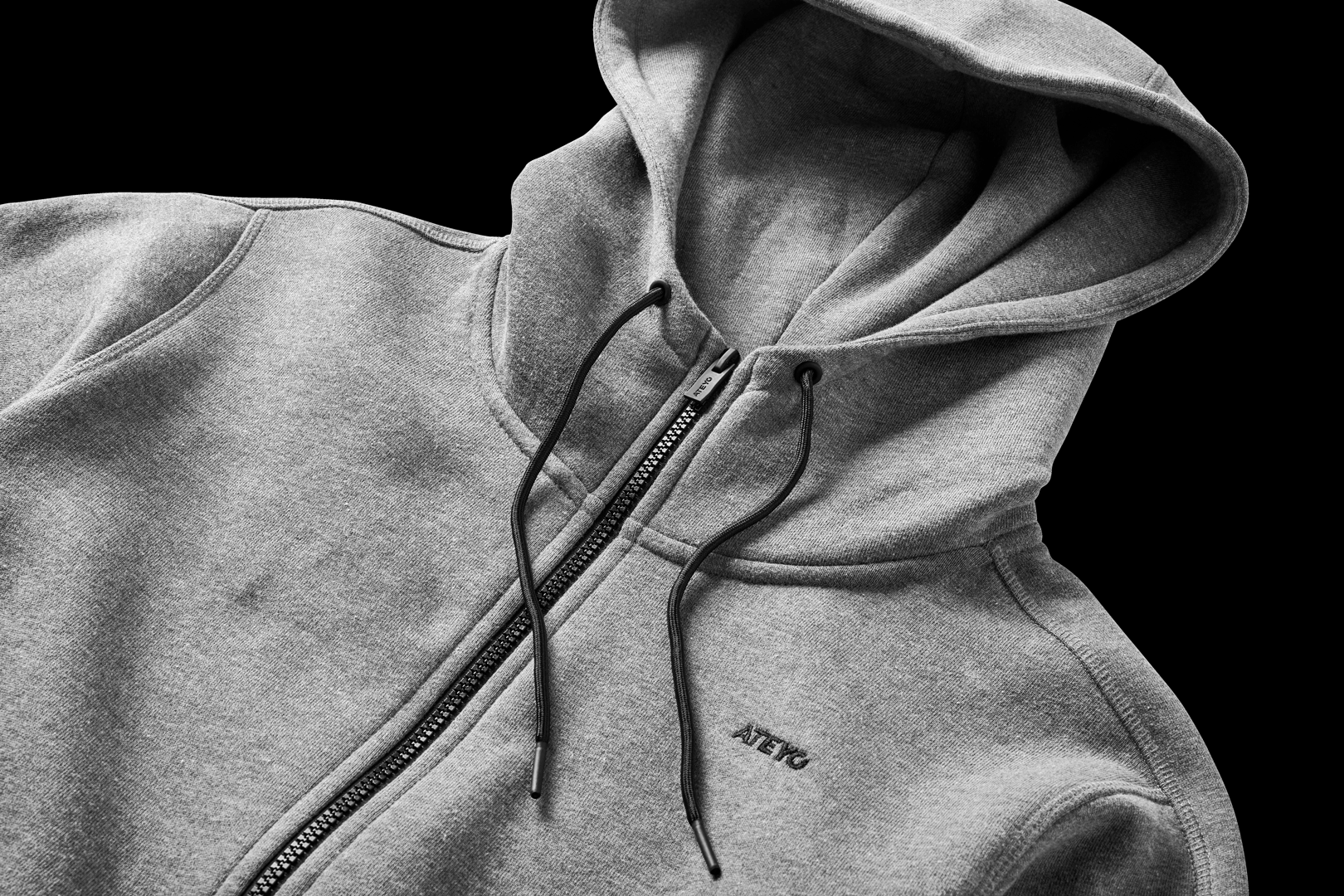 Ateyo Zip-Up review: Luxurious gaming hoodie is the perfect WFH uniform