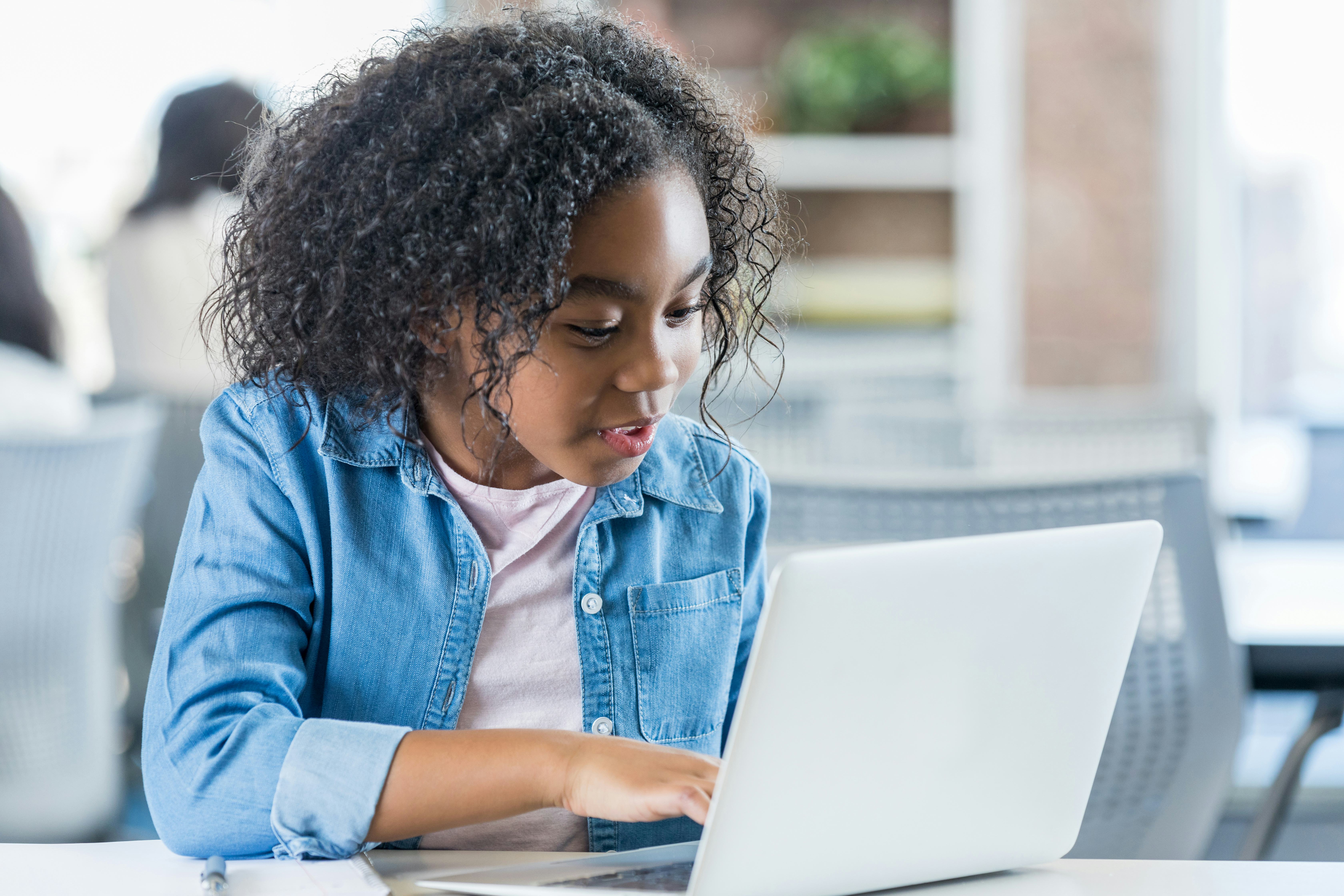 11 Cool Tech Gifts For The Gadget Lovers On Your List