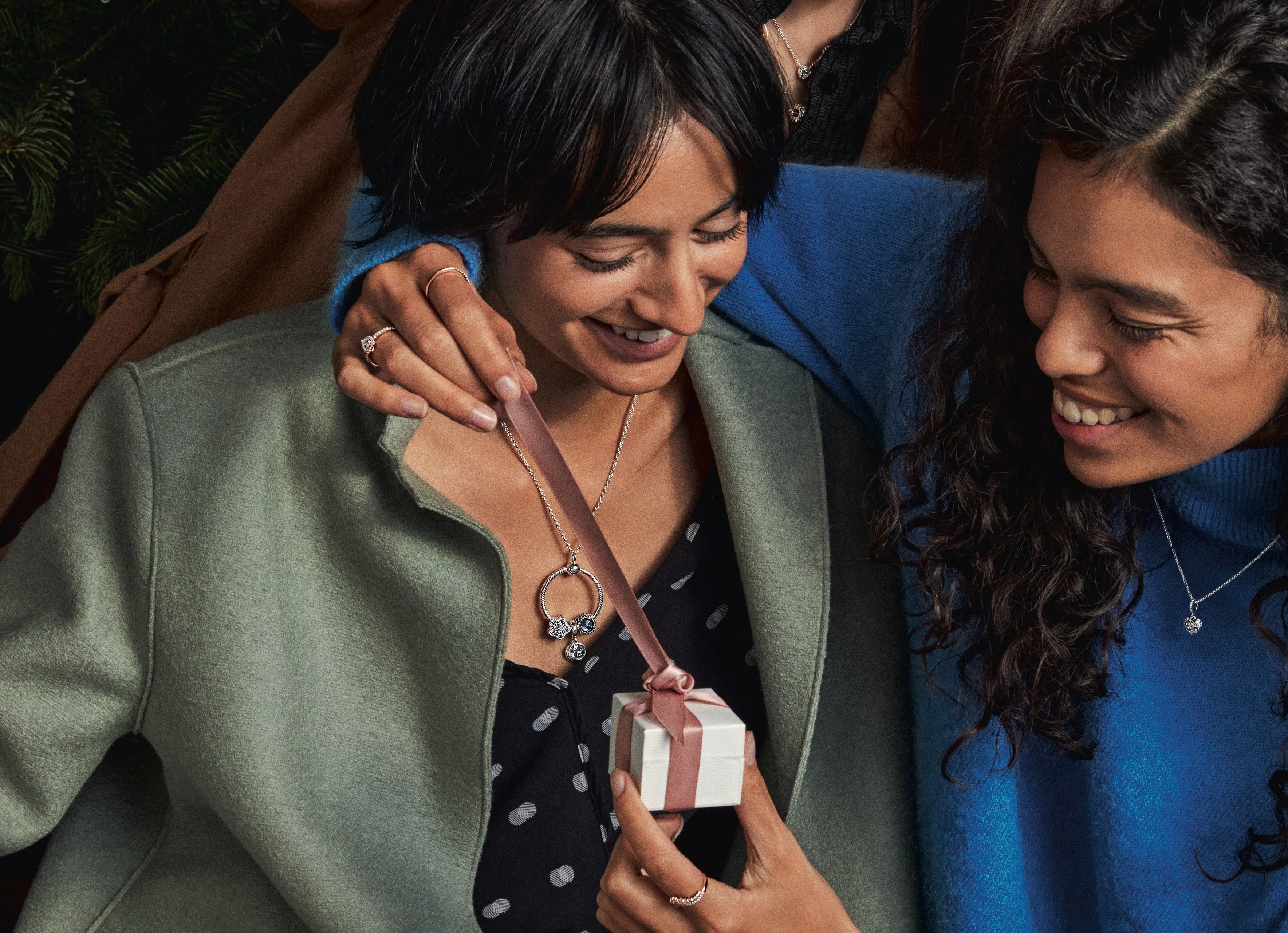 Pandora Christmas Collection 2020 Is All About Festive Sparkle