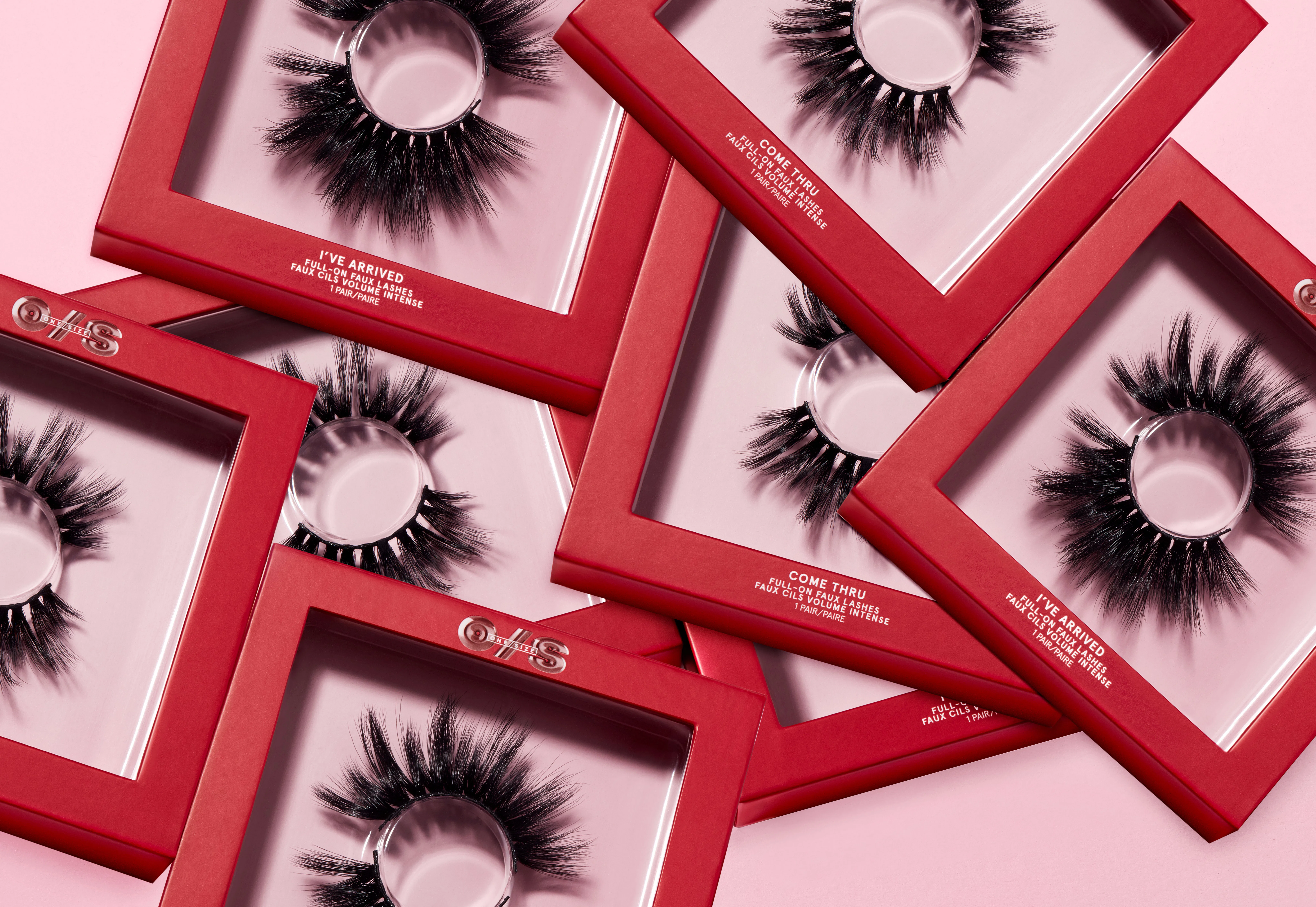 The Best Holiday Eyeshadow Looks That Go Way Beyond Glitter