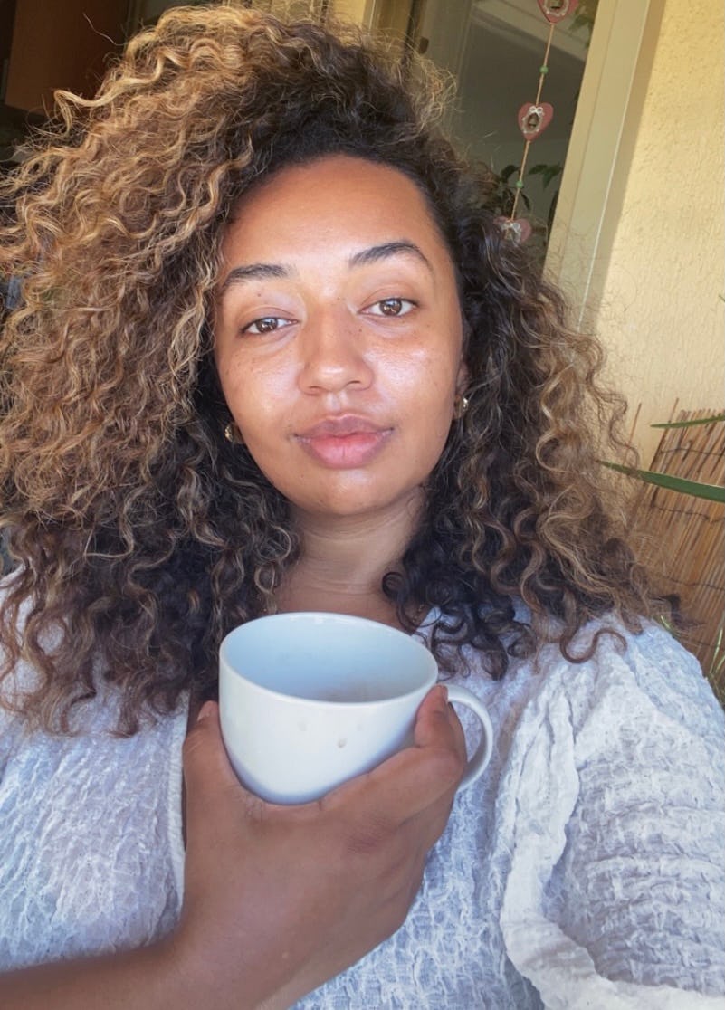 I Tried A Minimal Hair Routine For Better Curls — And Learned So Much ...