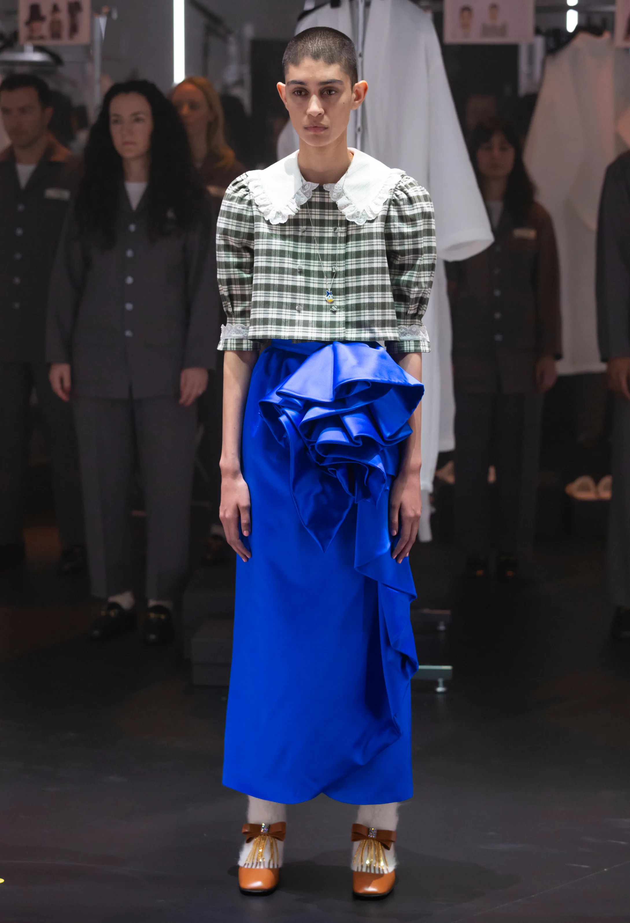 Gucci's Fall/Winter 2020 Runway Show Let Everyone In On This Backstage ...