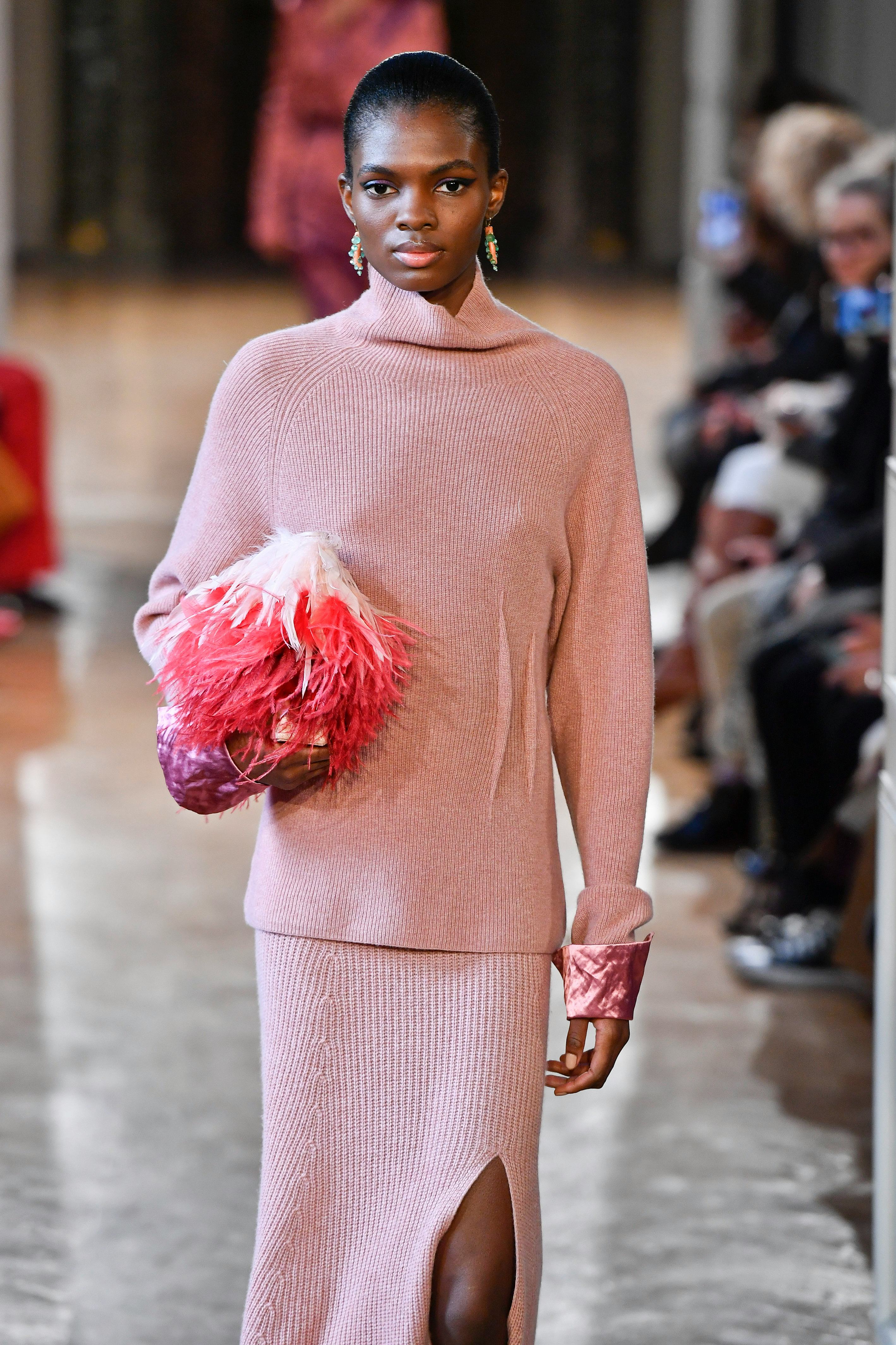 8 Fall 2020 Handbag Trends to Bet On From The Fashion Month Runways